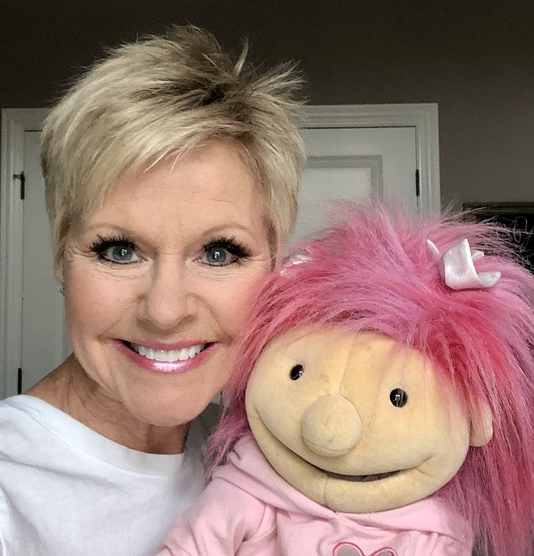 Kith and Kin: Robyn Frame | Fulton Sun