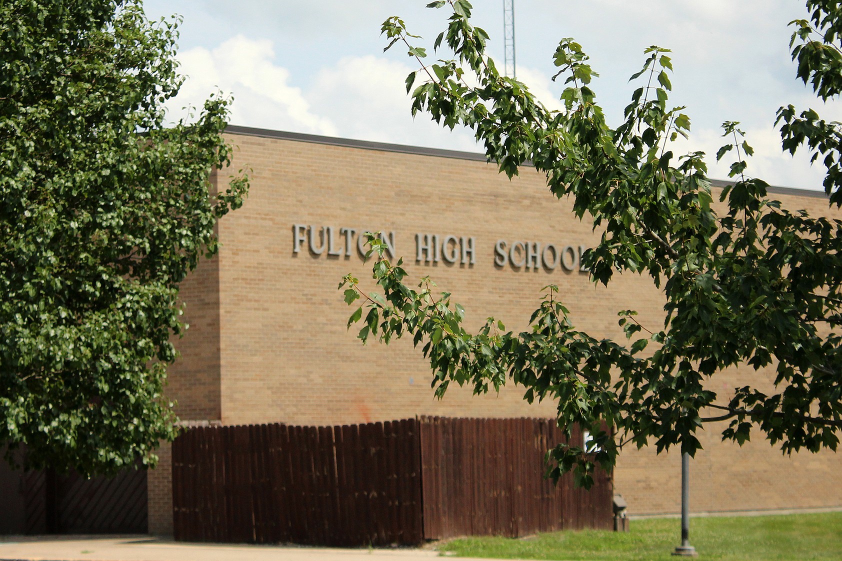 Fulton Board of Education reviews needed facility repairs | Fulton Sun