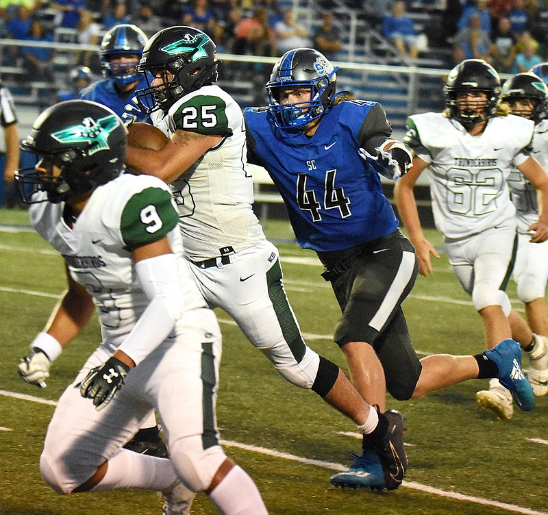 High school football: Buckner, Bulldogs snatch Callaway Cup from T ...