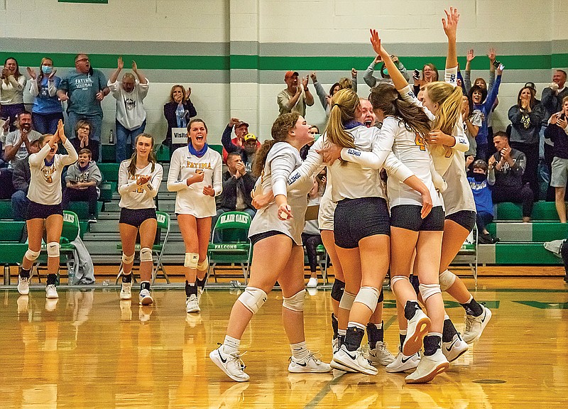 Fatima volleyball sweeps Blair Oaks to reach district finals ...
