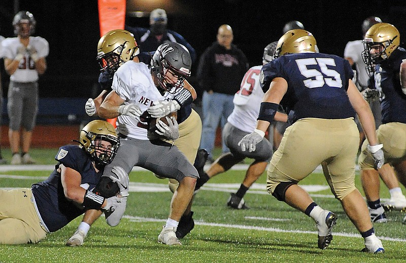 Helias surges past Nevada for 54-22 win in district semifinals ...