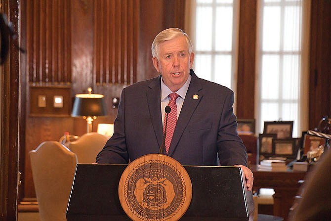 Parson gives state workers day after Thanksgiving off | Jefferson City ...