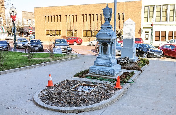 Bicentennial monument to be revealed Wednesday | Fulton Sun