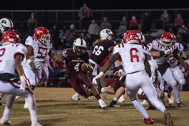 Late scores end perfect season for Curley Wolves | Texarkana Gazette