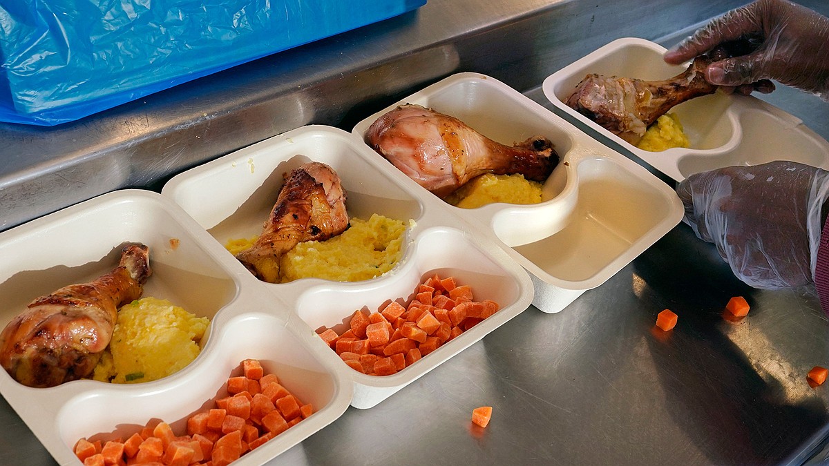 Insurers add food to coverage menu as way to improve health | Texarkana ...