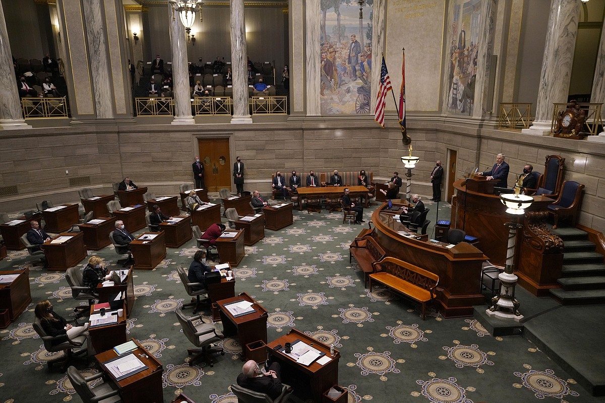 Crime bill banning chokeholds sent to Missouri Senate | Jefferson City ...