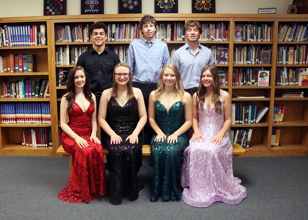 Blair Oaks has 'enchanted' prom | Jefferson City News Tribune