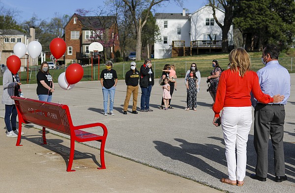 Buddy bench dedicated in memory of Moreau Heights teacher | Jefferson ...