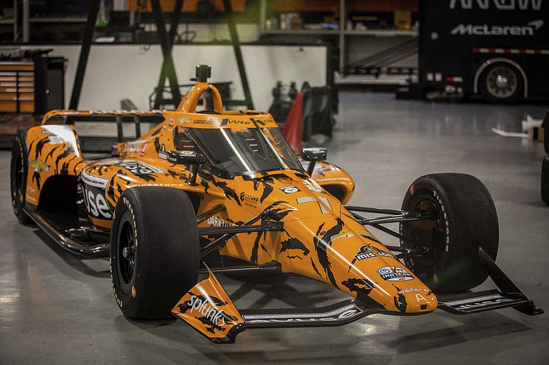 Arrow McLaren teams with streetwear brand for car scheme