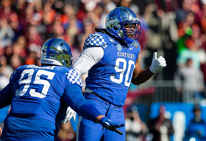 Biggest defensive lineman Dallas Cowboys have ever had is ready to do ...