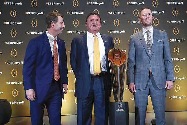 Answering some questions about potential new CFP format | Fulton Sun