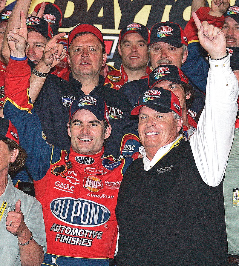 Gordon to leave Fox Sports booth for daily role at Hendrick | Fulton Sun