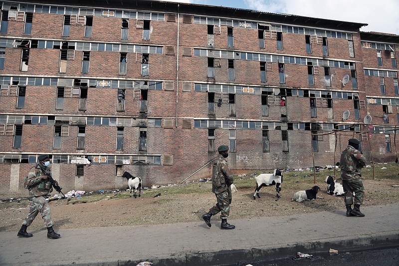 25,000 troops deployed to quell South Africa riots, 117 dead ...