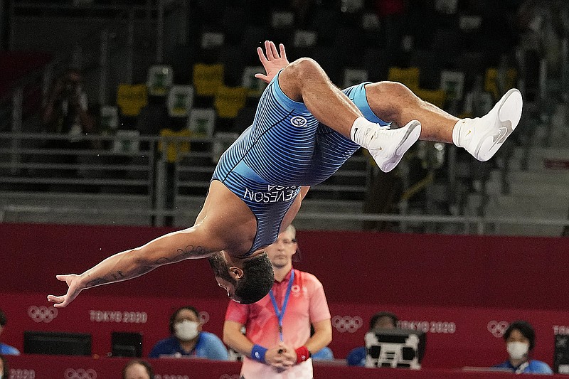 USA's Steveson scores late to win wrestling gold | Jefferson City News ...