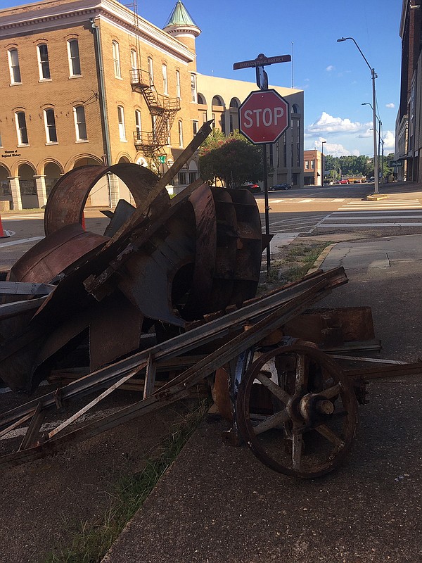 Innards on the out | Texarkana Gazette