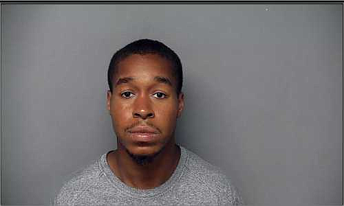 Jefferson City man pleads to amended charge in weapons case
