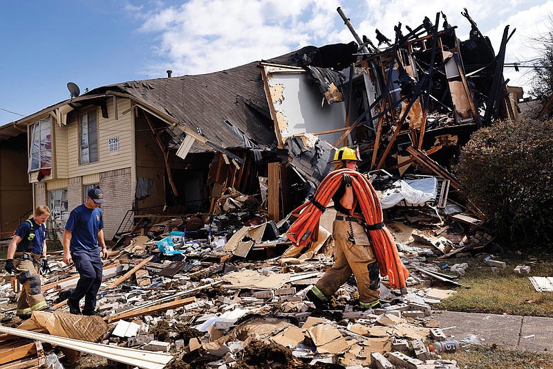 Three firefighters critical, five others injured in explosion at Dallas ...