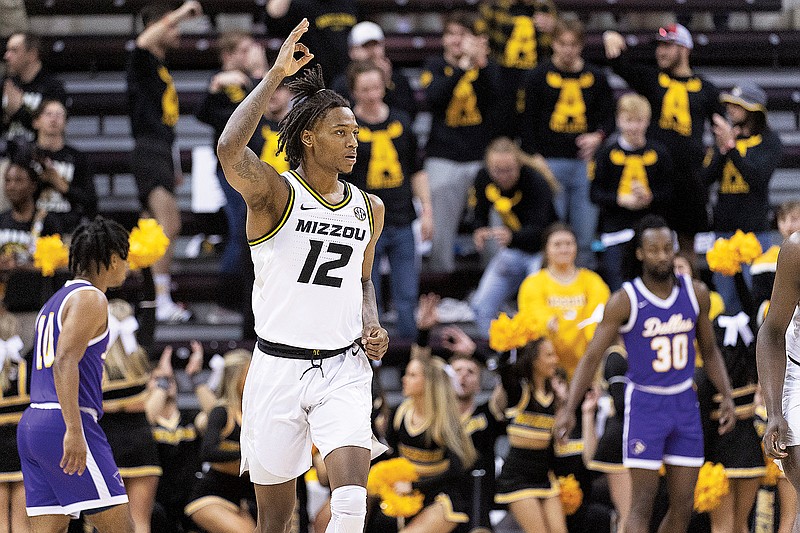 Missouri men hit the road to play at Liberty | Jefferson City News Tribune