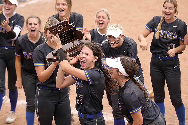 Fatima comes back to beat Chillicothe for softball state title ...