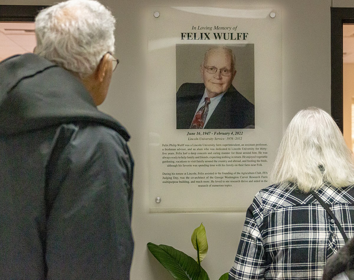 Late Lincoln University employee honored with plaque | Jefferson City ...