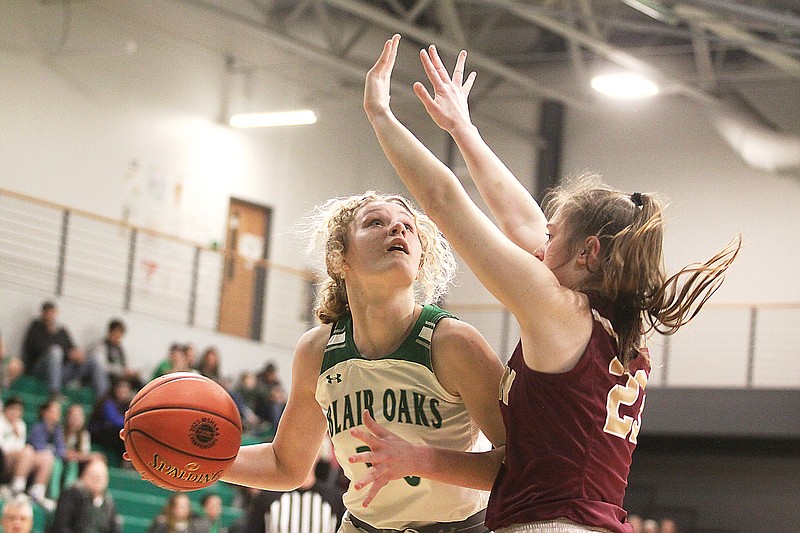 Minus Wolken, Blair Oaks girls fall to Eldon in districts | Jefferson ...