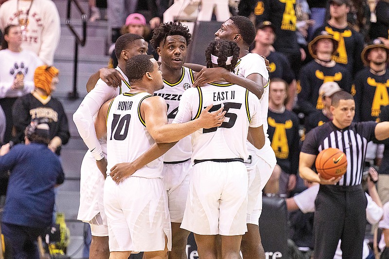 Missouri men host Mississippi in regular-season finale