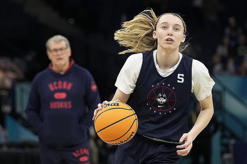 UConn's Bueckers working her way back from knee injury | Jefferson City ...