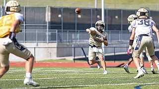 Wyrick prepared to start behind center for Helias | Jefferson City News ...