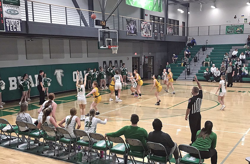 Blair Oaks girls basketball rolls past Versailles | Jefferson City News ...