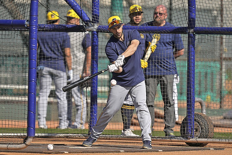 Catcher Austin Nola signs $975,000 deal with Royals | Jefferson City ...