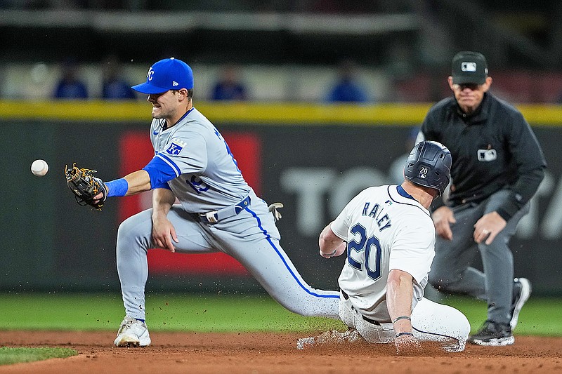 Kirby works seven shutout innings, Mariners beat Royals 6-2 | Fulton Sun