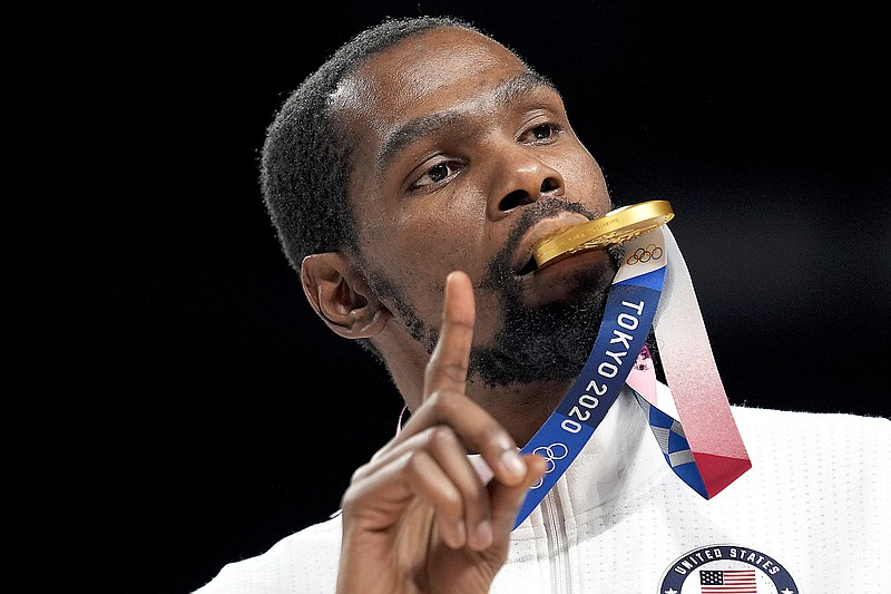 Durant returns to practice with U.S. basketball team with one week to ...