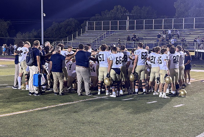 Helias remains unbeaten in CMAC, pulls away to 38-8 win vs. Camdenton ...