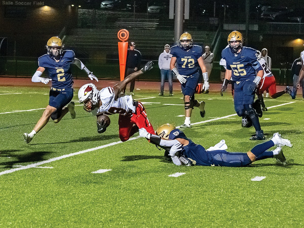 Helias football rallies for win against Lift for Life | Jefferson City ...