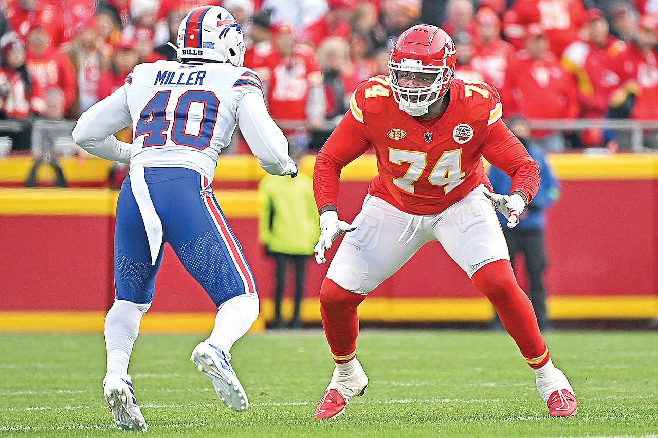 Chiefs release Taylor, saving $20M under salary cap for 2026 season ...