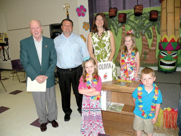 Mayflower pre-K graduates receive bookcases, books | The Arkansas ...