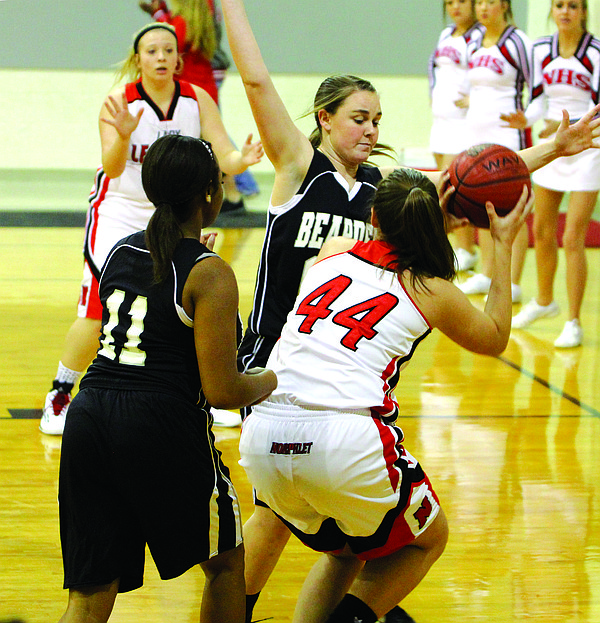 Bearden takes three from Norphlet | Camden News