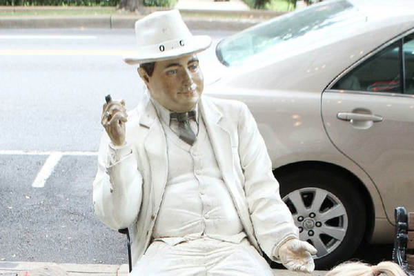 VIDEO: 2 arrested after life-size Al Capone statue carried away from ...
