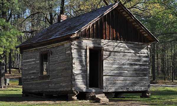 OPINION | HISTORY UNDERFOOT: Origin of Burns Park’s legendary log cabin ...