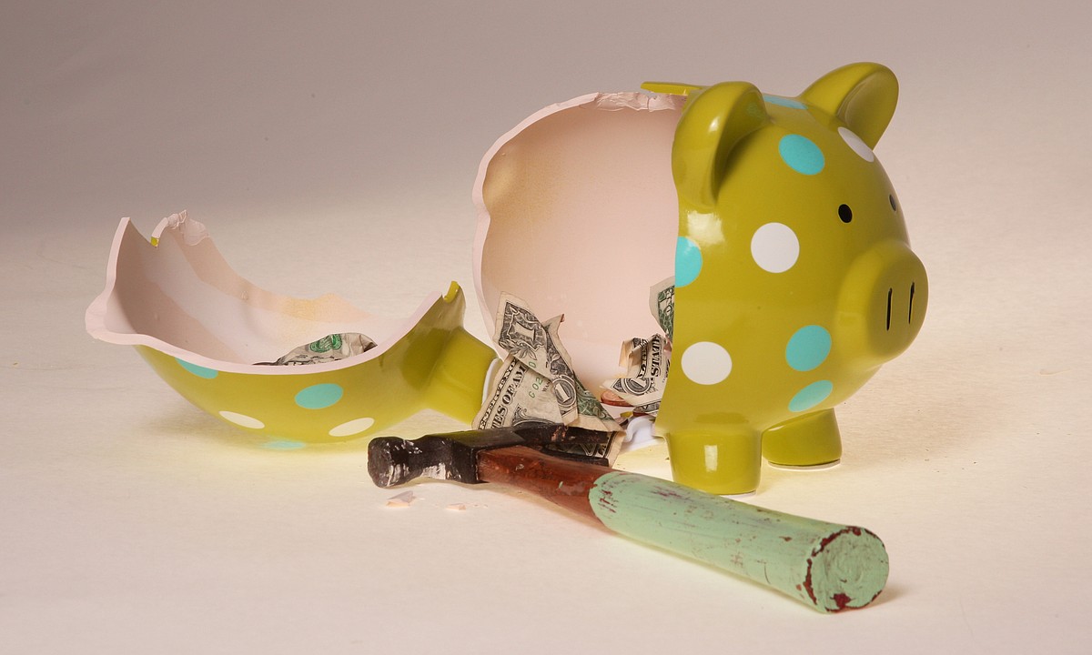 Diligent savers who act wisely now can defuse retirement ‘tax bomb ...