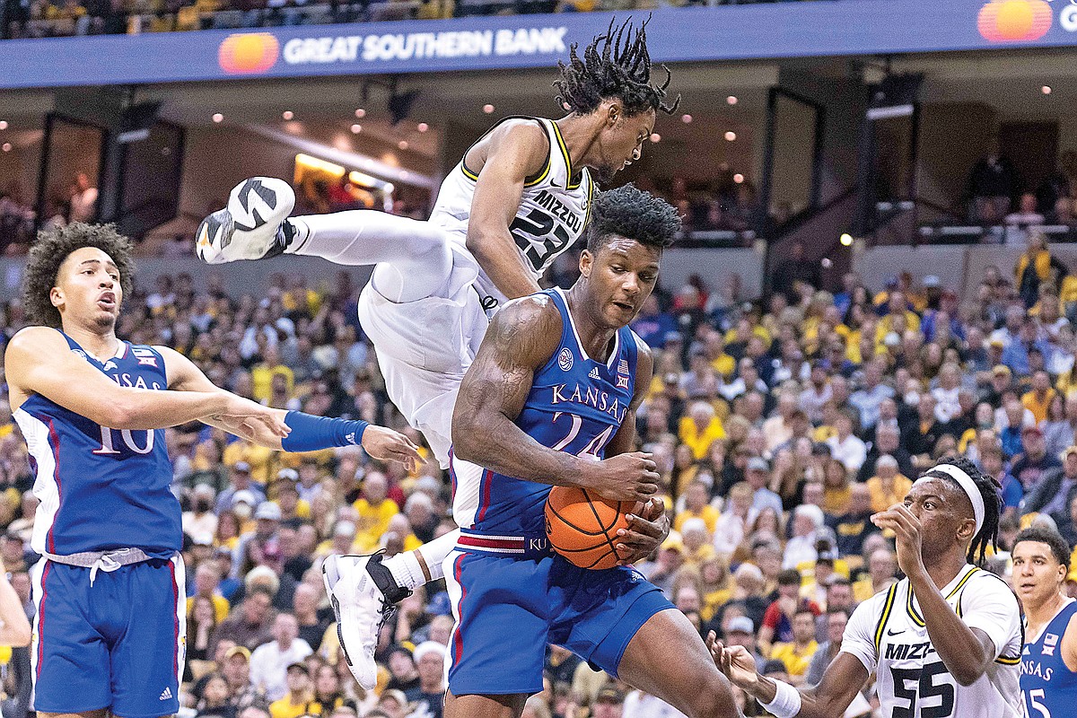 Missouri men’s basketball heads across state line to face Kansas ...