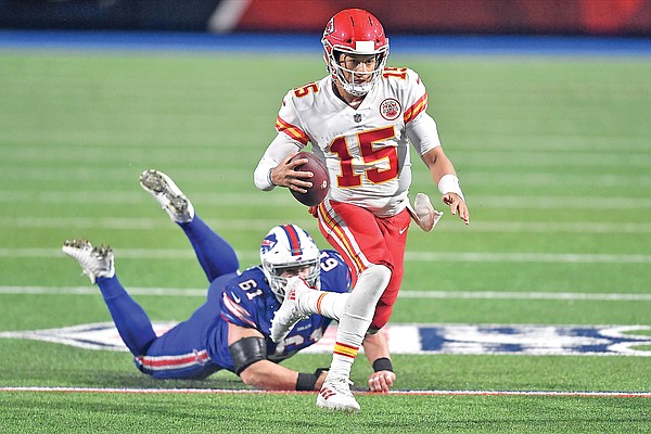 Mahomes hitting road for first time in playoffs to play Buffalo ...