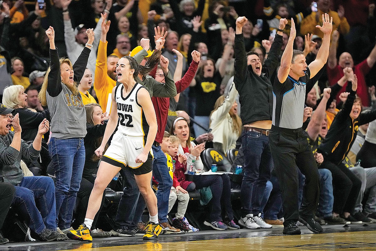 Iowa’s Clark breaks NCAA women’s career scoring record | Jefferson City ...