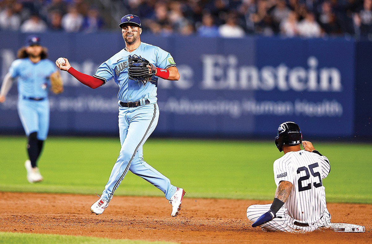 Phillies agree to one-year deal with Merrifield | Fulton Sun