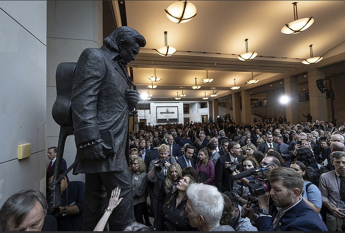 Musician, Arkansas legend Johnny Cash recognized with U.S. Capitol ...