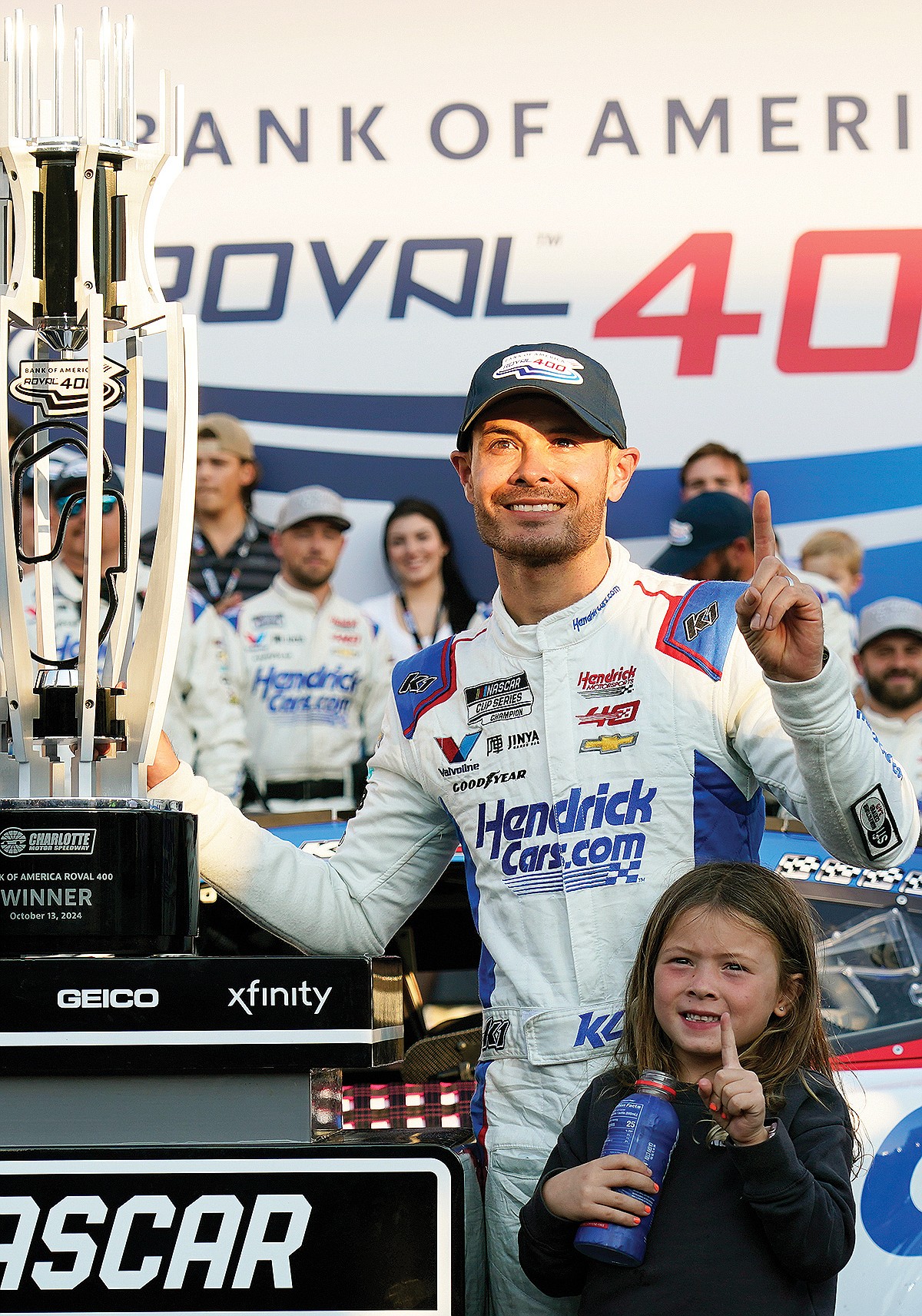 Larson opens third round of NASCAR playoffs as title favorite | Fulton Sun