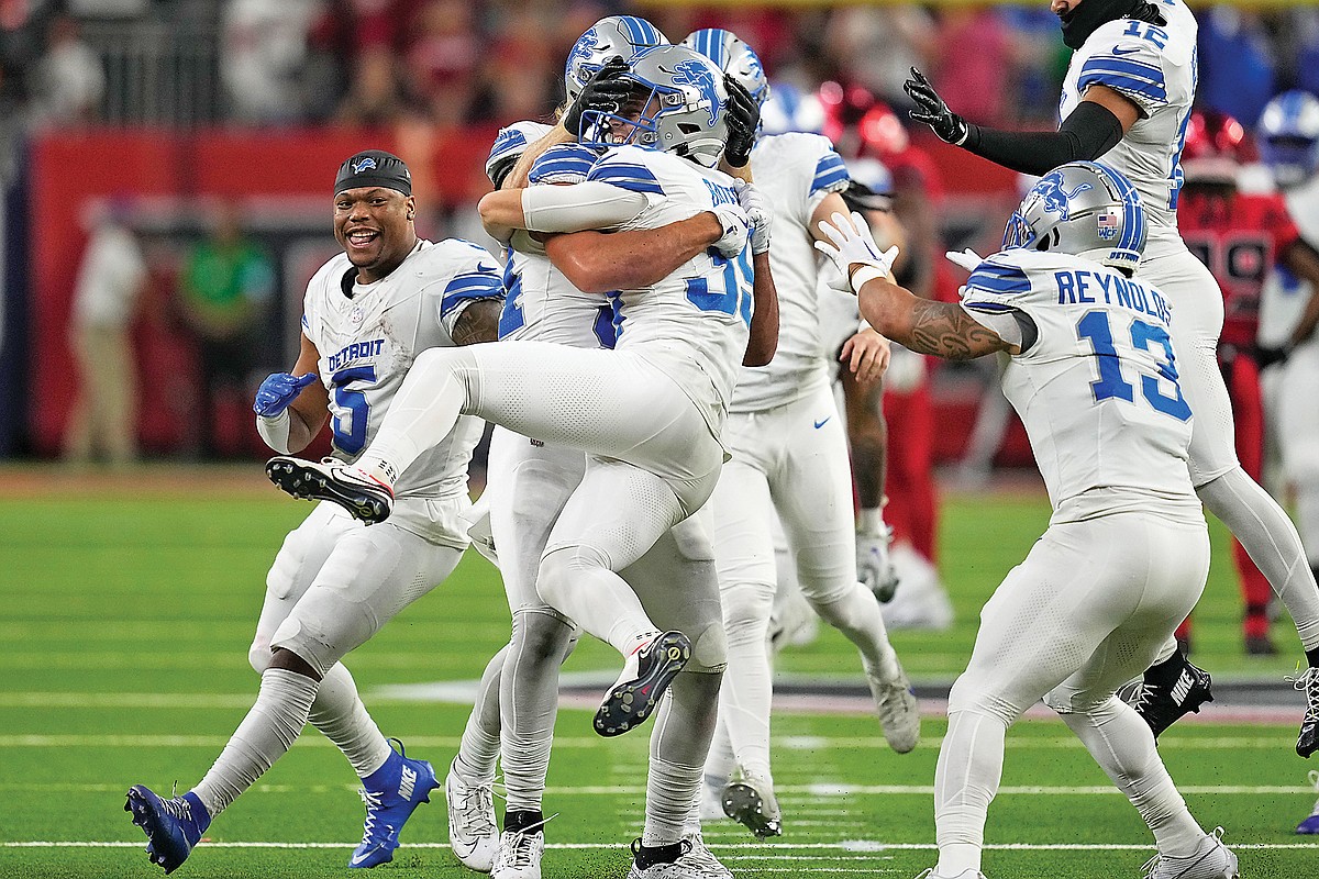 NFL Capsules: Bates makes 52-yarder, Lions overcome 5 INTs to rally ...