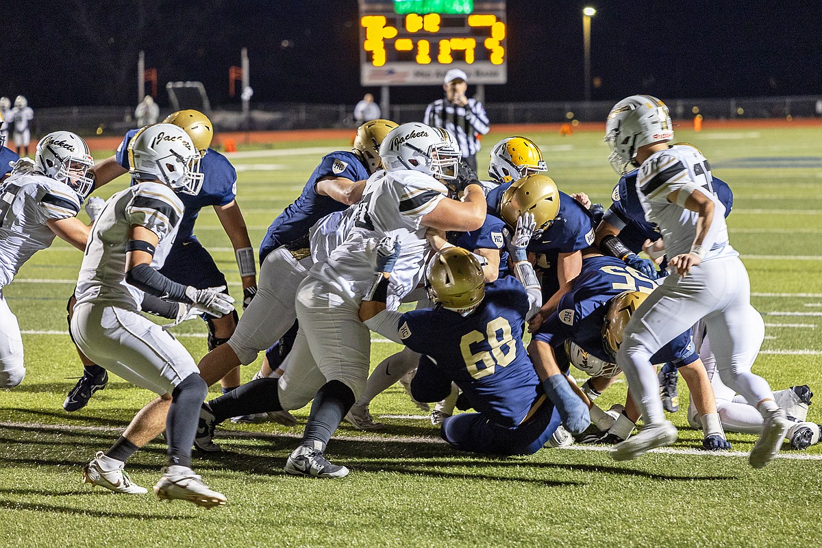Helias heads back to Republic for Class 5 football quarterfinal ...