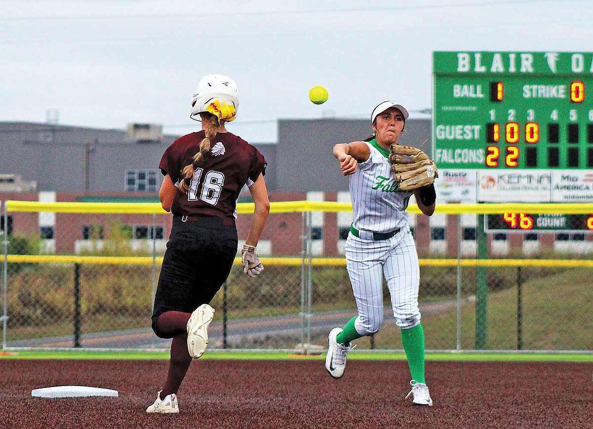 Blair Oaks softball totals 16 hits in 11-1 win against Osage ...