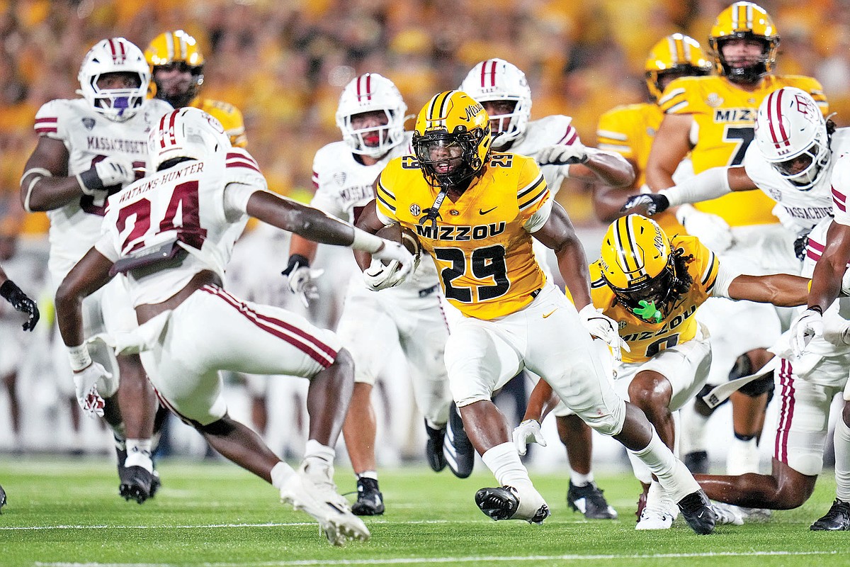 Missouri up to No. 14 in AP rankings heading into game with No. 8 ...